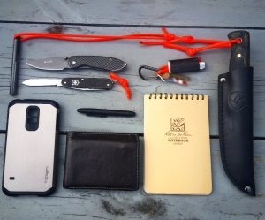 Everyday Carry - Massachusetts /Student - Bushcraft, Hiking, Outdoors EDC