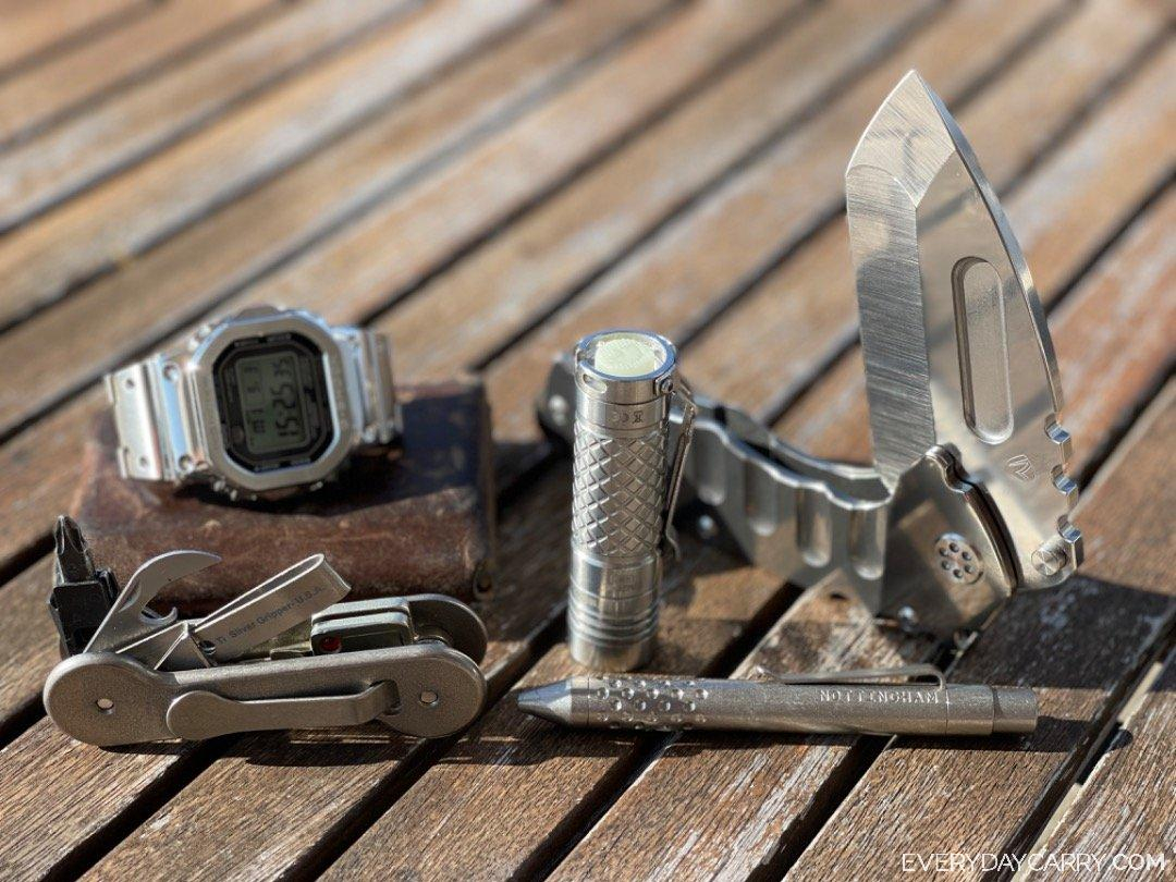 Everyday Carry - German Alps/Environmental Engineer - Silver EDC