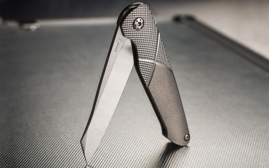 10 New EDC Knives Under 3" in 2018 | Everyday Carry